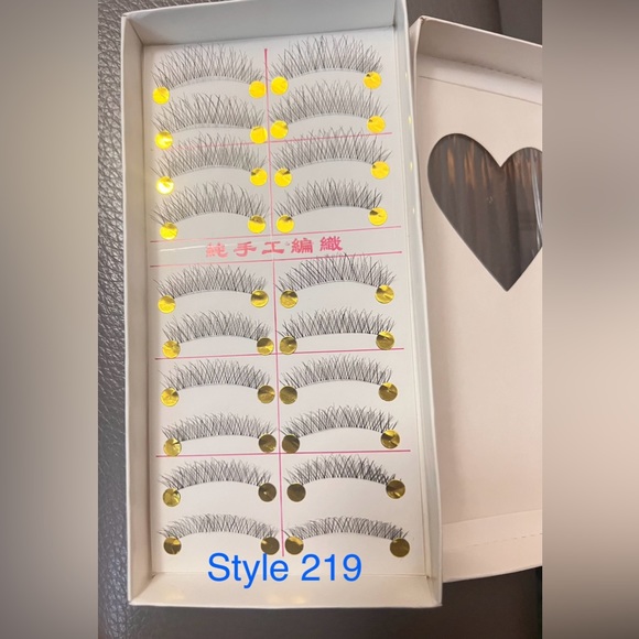 Makeup | False Lashes Hand Made In Taiwan 5 Per Pack 5 Packs In Total ...